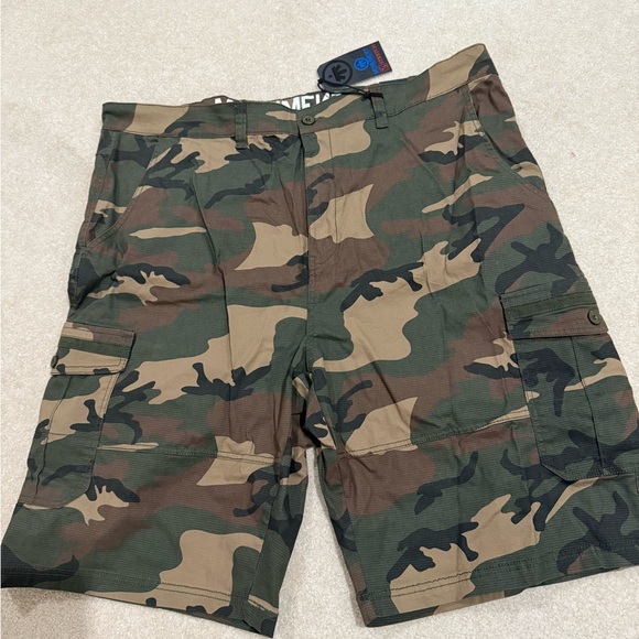 Shorts | Monument Camouflage Cargo Shorts Mens Size 44 New | Poshmark